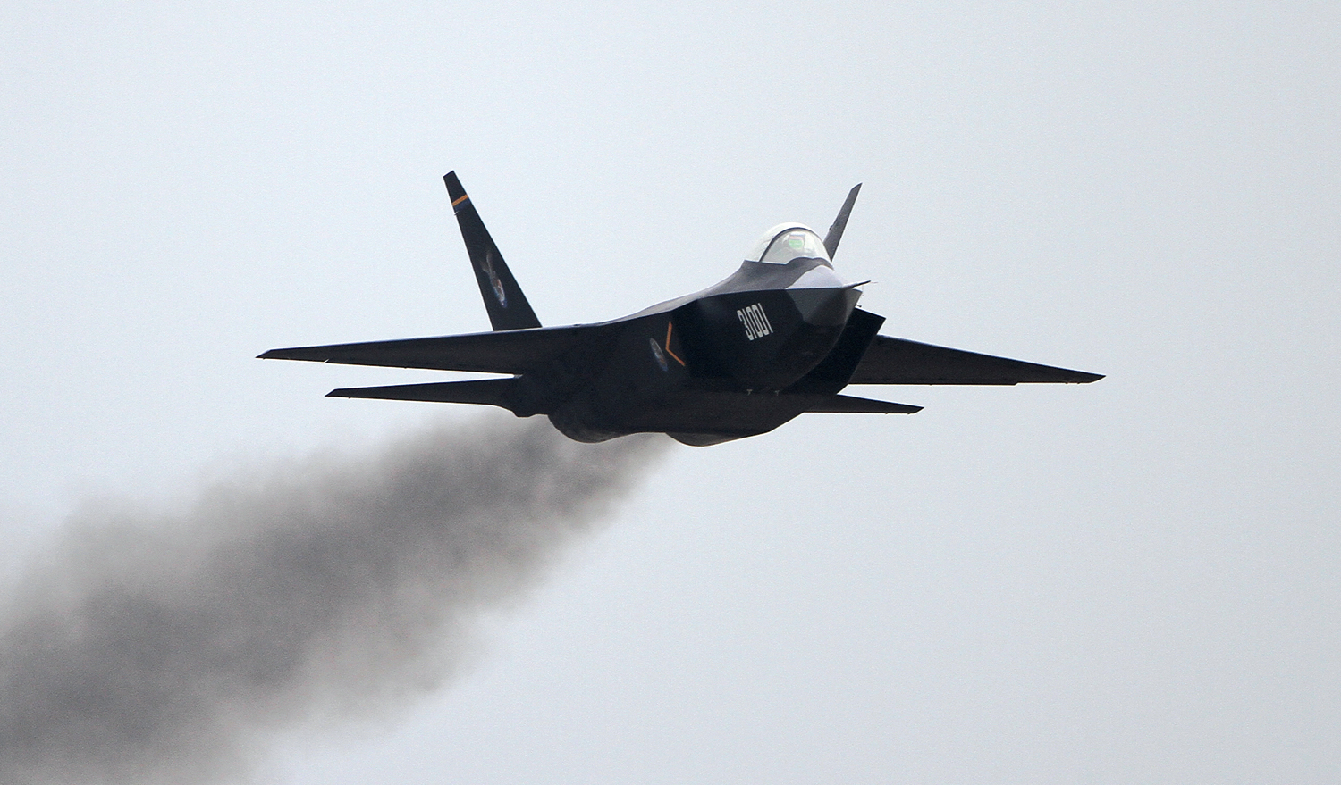 Did China Just Unveil the World’s First Sixth Generation Combat Jet ...