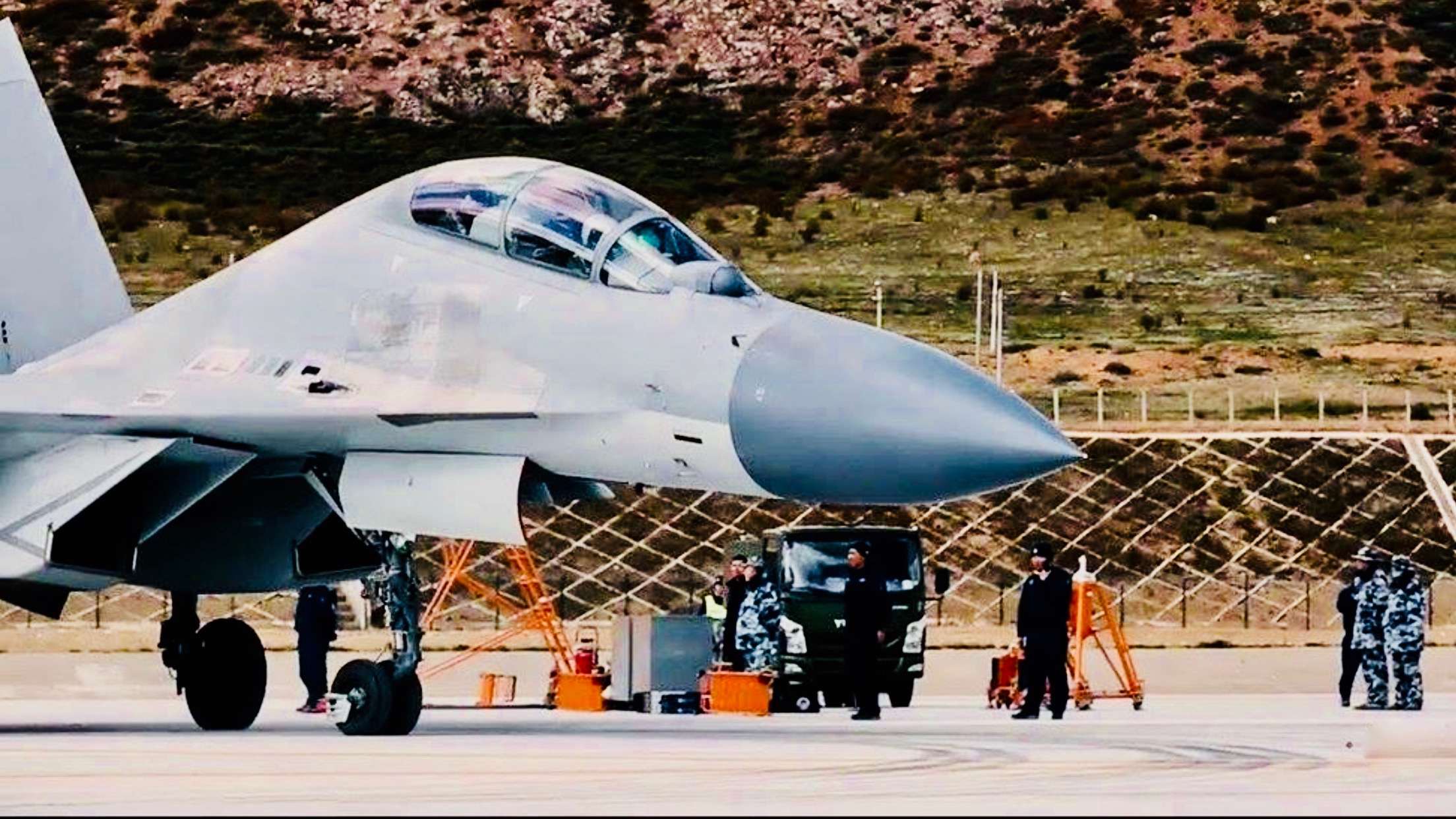 Why Has China Deployed its Elite J-16 Strike Fighters to Tibet