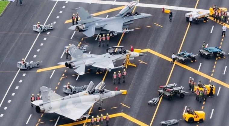 F-CK Ching Kuo vs. F-16 Fighting Falcon: Which is Taiwan’s Best Fighter?