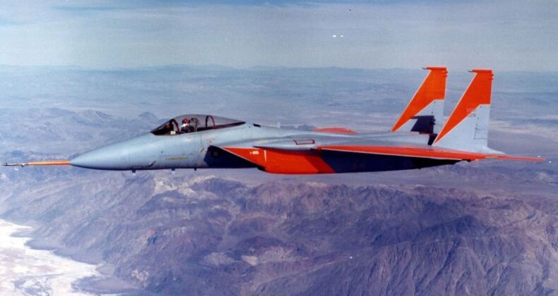 The U.S. Air Force First Started Receiving F-22s 20 Years Ago: 2023 ...