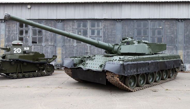 Russia Restarting Production of T-80 Tanks After 27 Year Halt: How Will ...
