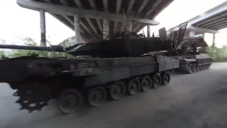Footage Shows One of the Last Leopard 2A6 Tanks Destroyed in Kursk