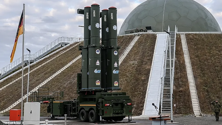 Russia’s New Oreshnik Hypersonic Ballistic Missiles Arrive in Belarus ...