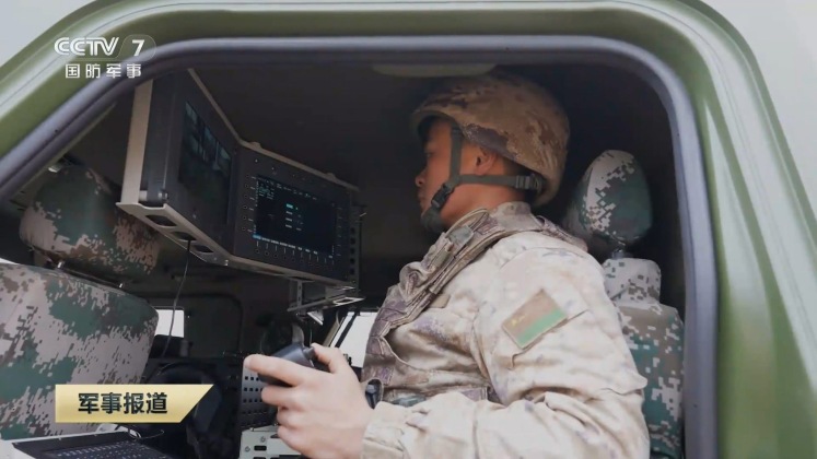 Chinese language Floor Units Deploy New ZRY222 Fight Robots With Rocket ...