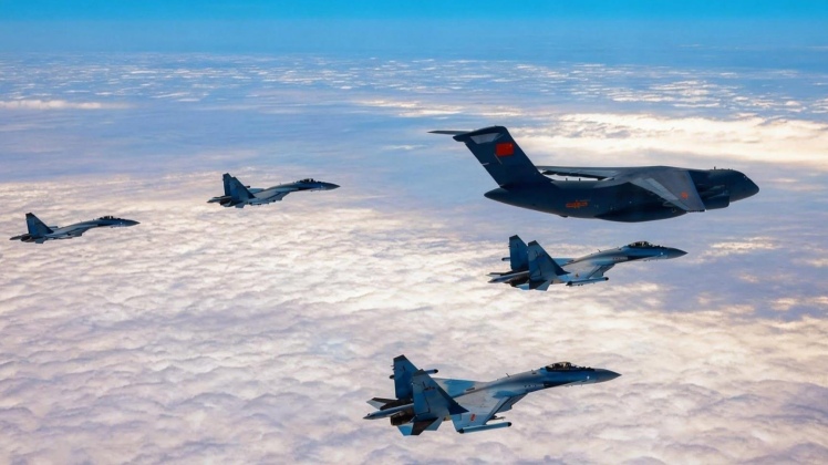 China’s Su-35 Fighters Continue to Fly with Air Superiority Loadouts ...